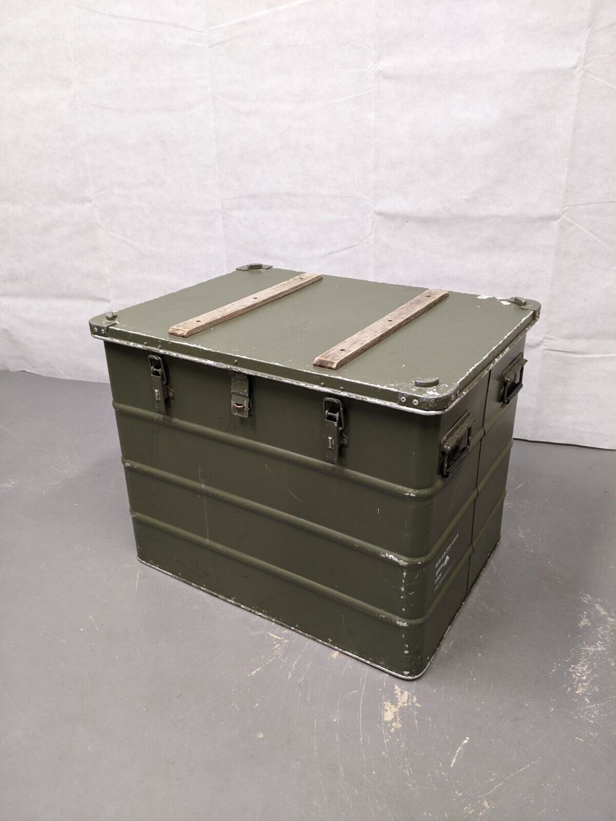 Polyform Vintage Aluminium Transport Protective Flight Storage Case Box ...
